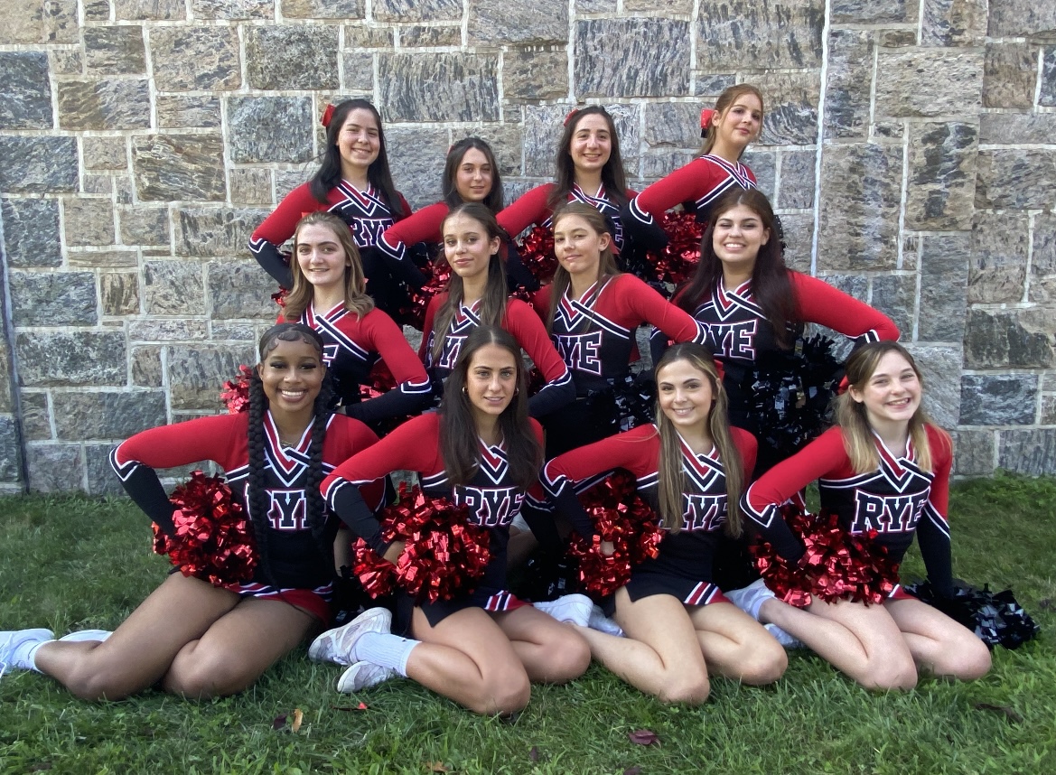 Boys Varsity Football Bitten By Huskies in The Game - MyRye.com